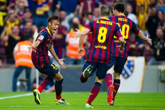 Insolite - Barcelone : Les Simpson accueillent Messi, Neymar, Iniesta ...