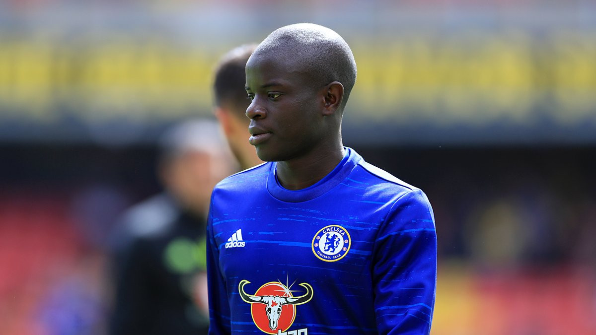 Chelsea : Pierre Ménès s’enflamme pour N’Golo Kanté ! - Le10sport.com