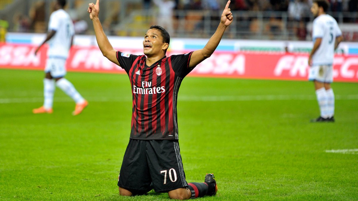 Mercato - PSG : L'agent de Carlos Bacca fait le point sur son avenir ...