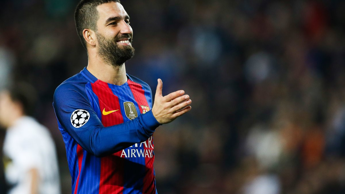 Mercato - Barcelone : Arda Turan aurait repoussé un premier prétendant ...