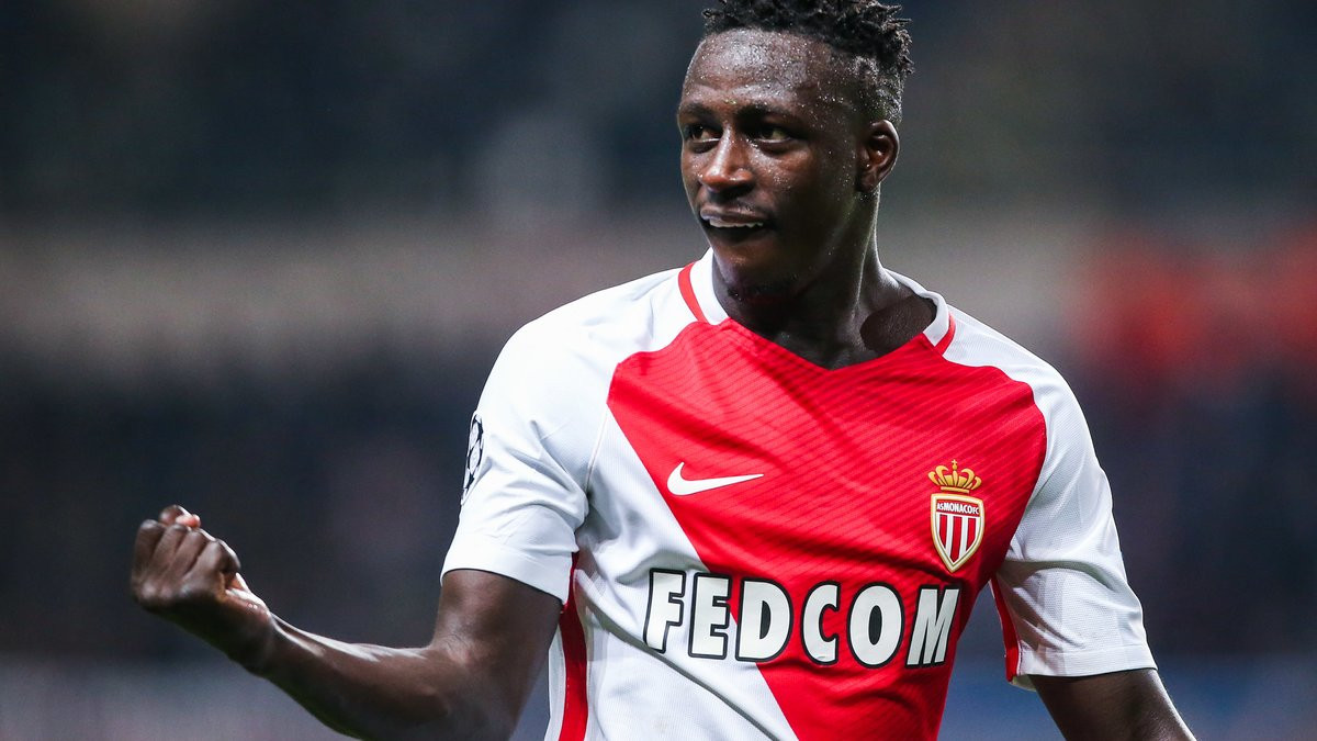 AS Monaco : Pierre Ménès s’enflamme pour Benjamin Mendy ! - Le10sport.com
