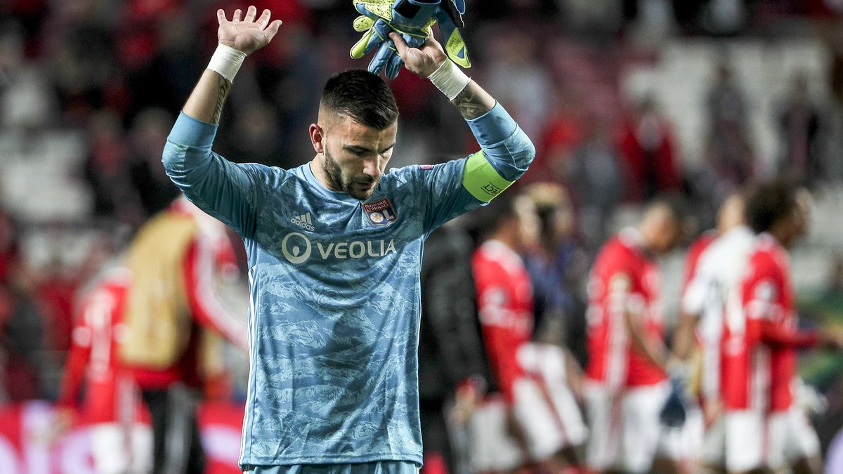 OL - Malaise : Pierre Ménès refuse d’accabler Anthony Lopes ...