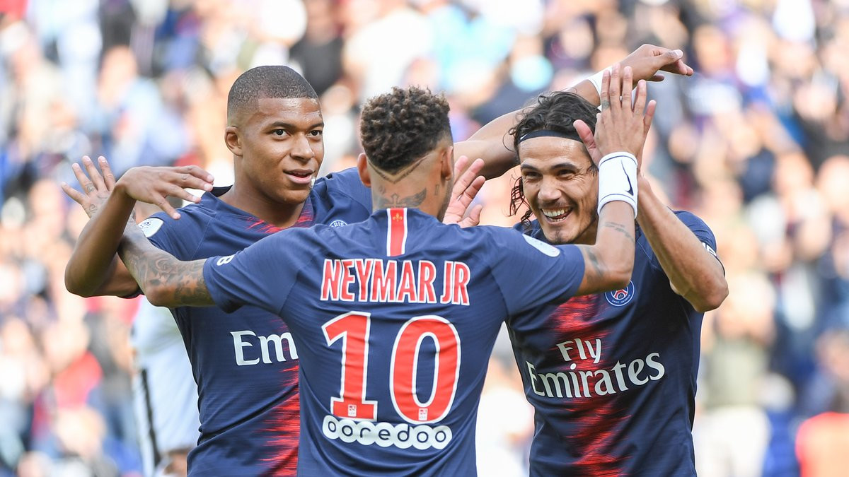 Il rejoint les stars du PSG après son incroyable prouesse - Le10sport.com