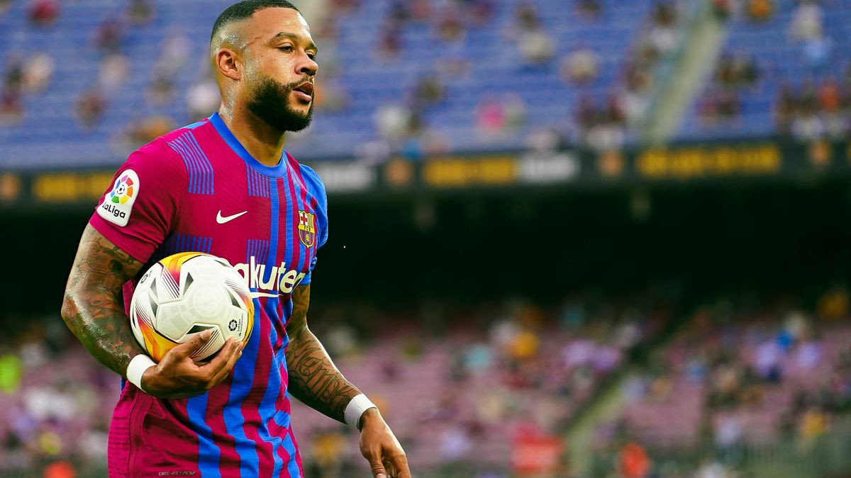 Mercato - Barcelone : Les grands regrets de Depay pour Lionel Messi ...