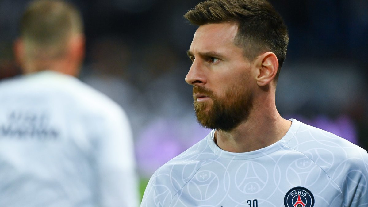 Mercato : PSG, Barcelone… La position de Lionel Messi en interne est ...