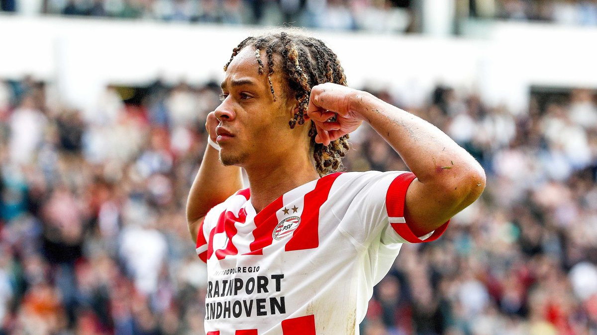 Mercato - PSG : Pour le retour de Xavi Simons, Campos est déjà menacé ... Mercato - PSG : Pour le retour de Xavi Simons, Campos est déjà menacé ...
