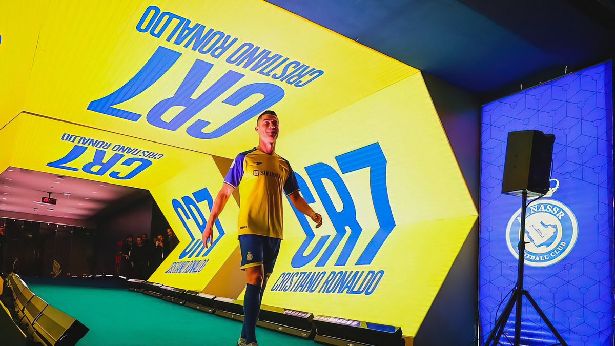 Boxe : Surprise, Cristiano Ronaldo bientôt dans l’octogone ...