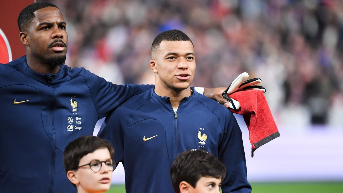 Mbappé : Une incroyable fake news dévoilée ? - Le10sport.com