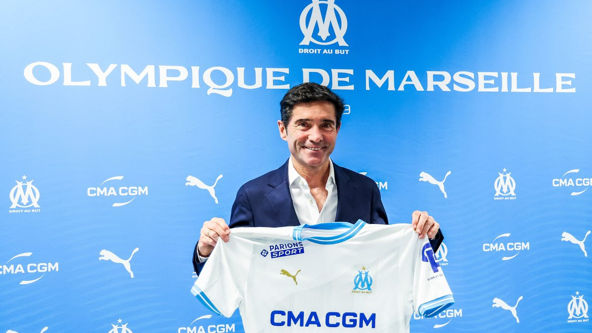 L’entraîneur de l’OM se fait tacler par un champion du Monde ! - Le10sport.com
