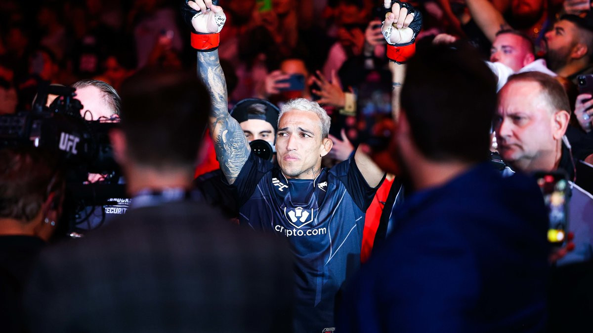 MMA : C’est officiel, un ancien champion fera son retour à l’UFC 300 ...