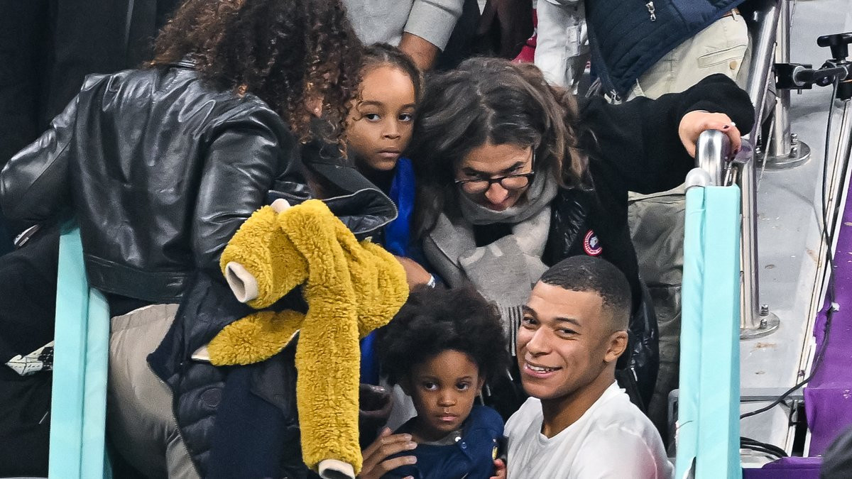 PSG : La mère de Mbappé va refaire le coup au Real Madrid ? - Le10sport.com