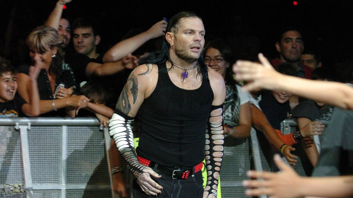 WWE - AEW : Jeff Hardy et son frère Matt intenables après un show ...