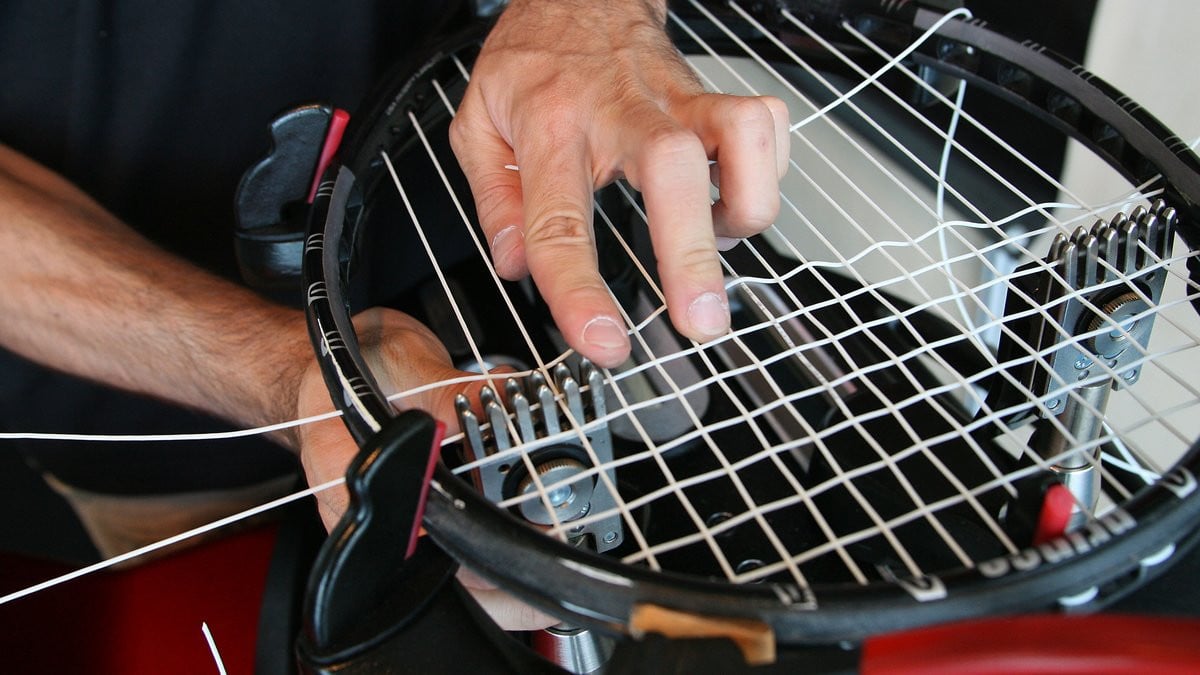 Tennis : Tout savoir sur le cordage d'une raquette de tennis ...