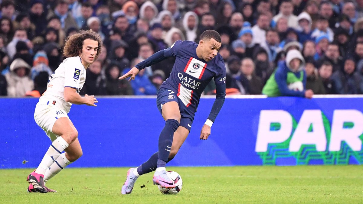 Guendouzi fait craquer Mbappé en public - Le10sport.com