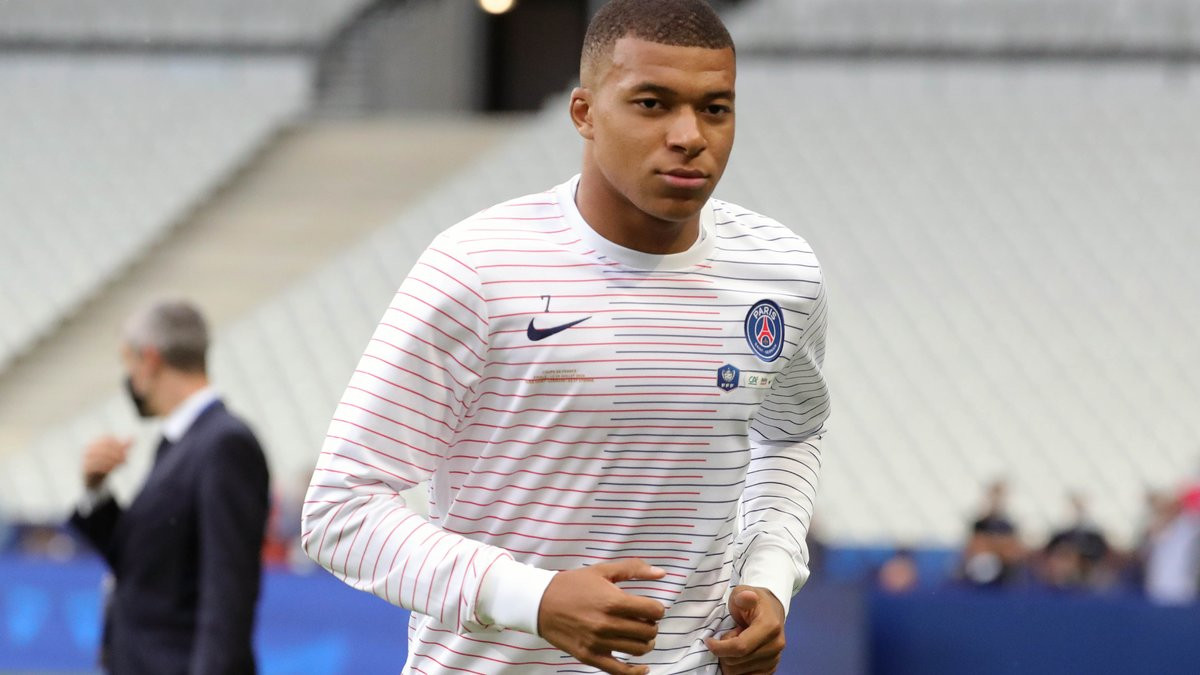 Mbappé - PSG : Le clan Macron annonce son départ en public ? - Le10sport.com