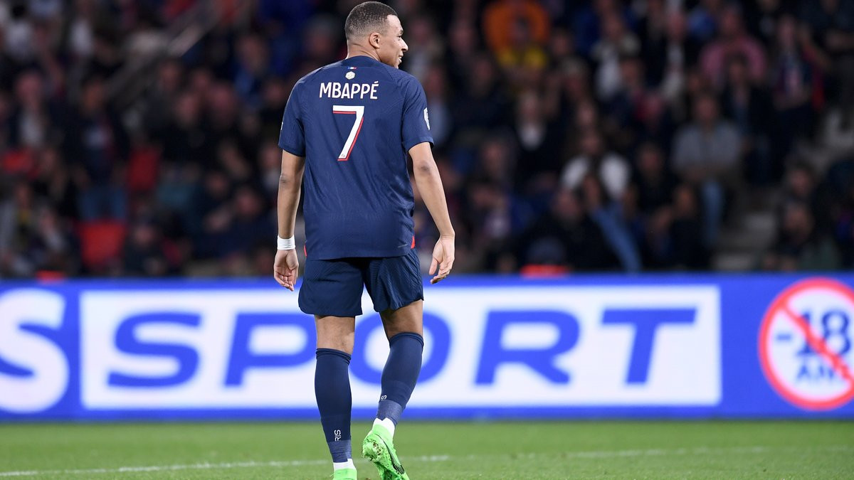 Kylian Mbappé fait une promesse au PSG - Le10sport.com