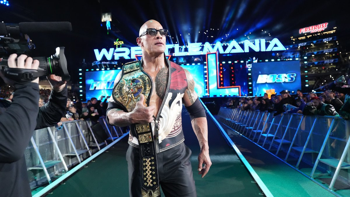 Catch : The Rock va revenir, la WWE promet du spectaculaire - Le10sport.com