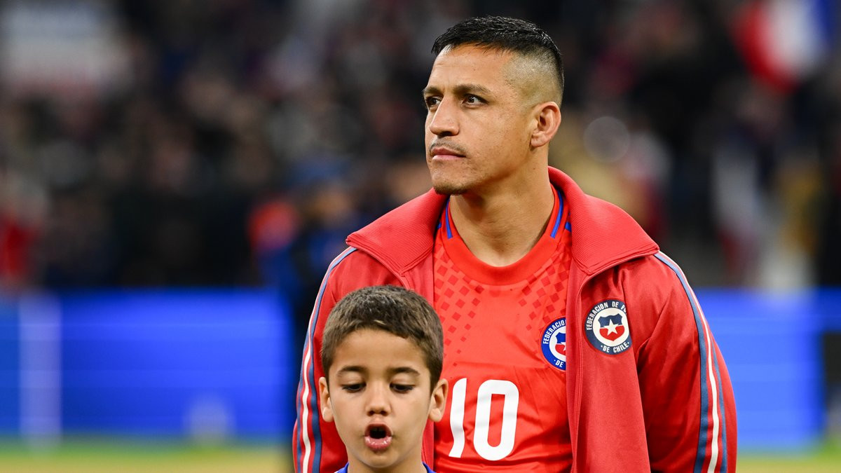 Mercato : L'OM vend la mèche en public pour Alexis Sanchez ...