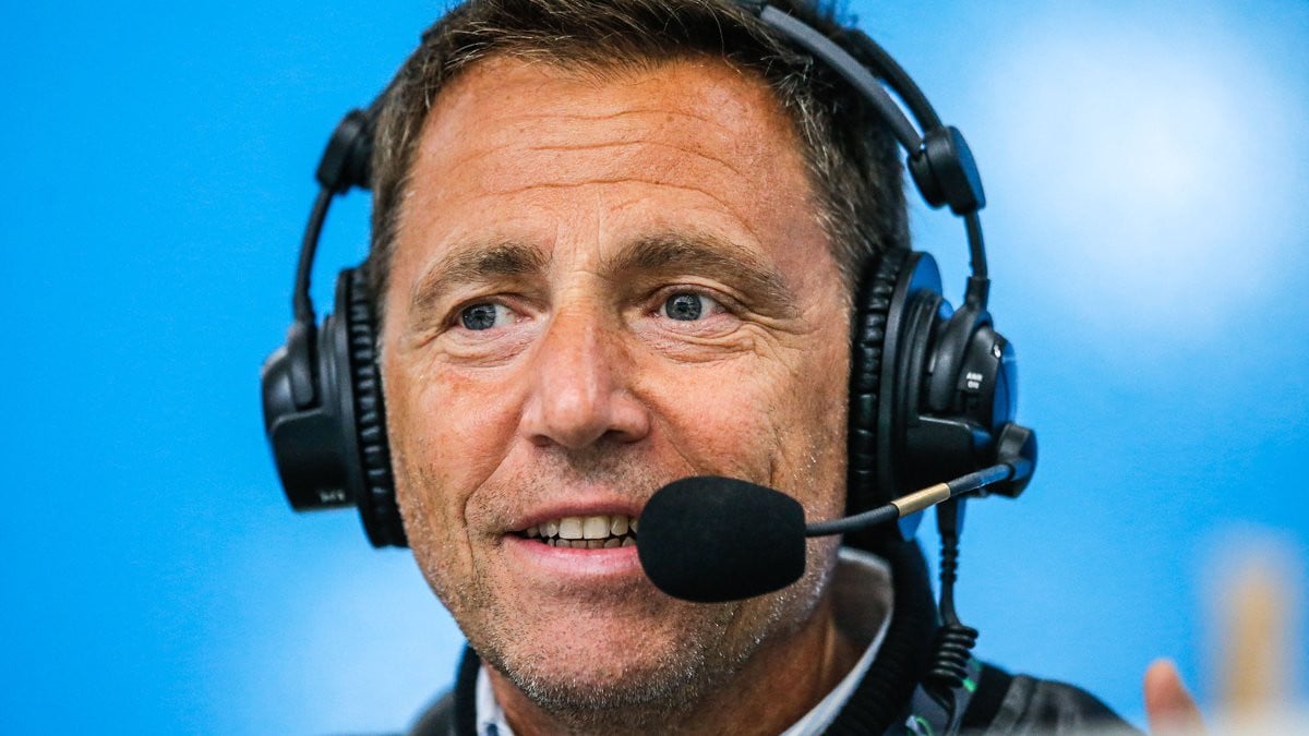 PSG : Daniel Riolo retourne sa veste en direct ! - Le10sport.com