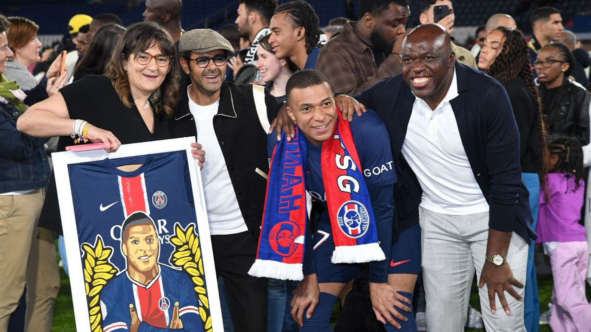 PSG : La mère de Mbappé a très mal vécu sa prolongation ? - Le10sport.com