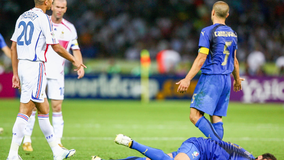 Coup de boule de Zidane : Vikash Dhorasoo balance un secret sur sa ...