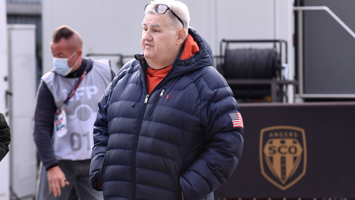 Mbappé - Rabiot : Pierre Ménès balance sur le PSG - Le10sport.com