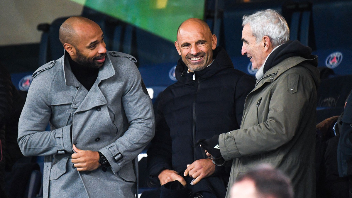 Thierry Henry, le «malaise» annoncé par Raymond Domenech : «L'attitude ...