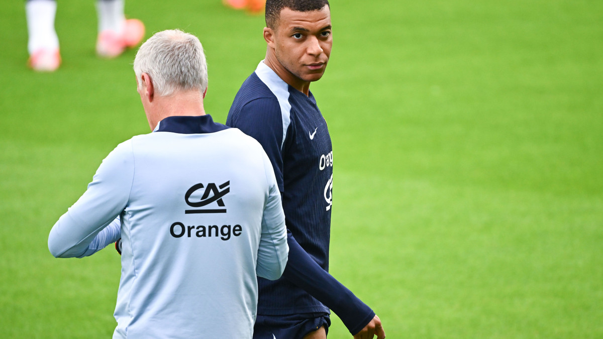 Real Madrid : Mbappé fait une grande promesse à Deschamps ! - Le10sport.com