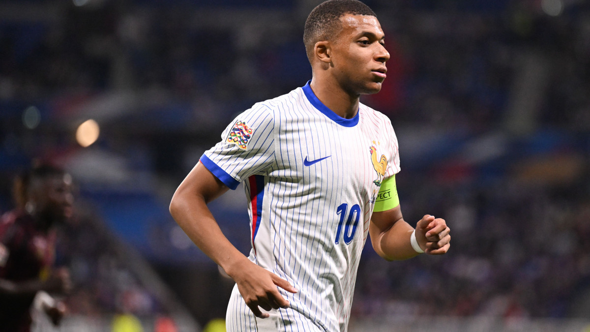 Real Madrid : Mbappé piraté, son clan sort du silence - Le10sport.com