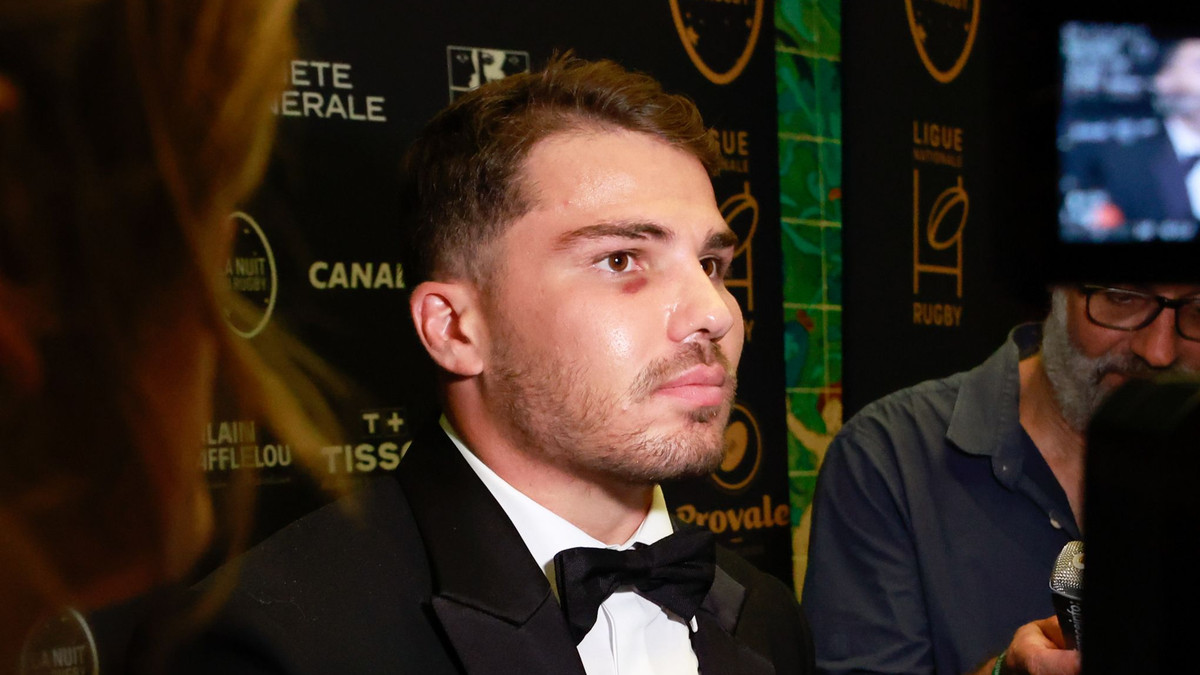 Antoine Dupont : Un mystère avec le XV de France réglé en direct ...