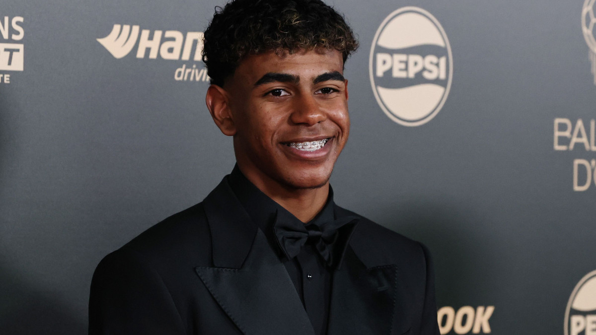 Mercato : Lamine Yamal lâche sa réponse au PSG ! - Le10sport.com