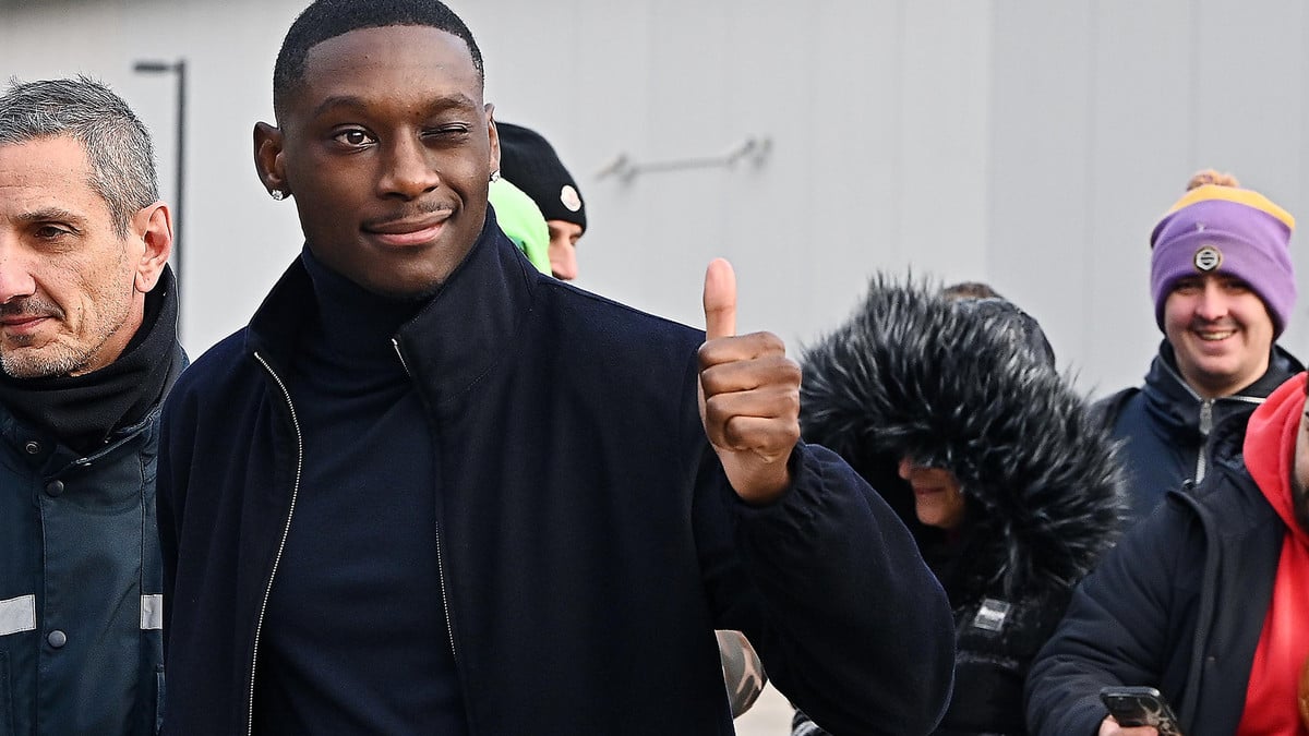 Mercato : «Son agent est en contact étroit avec le PSG», ça bouge pour ...