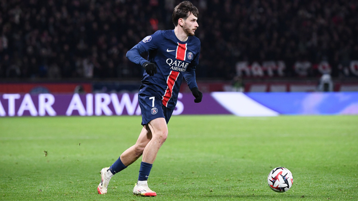 Mercato - PSG : Kvaratskhelia réclame son départ, voilà la raison - Le10sport.com