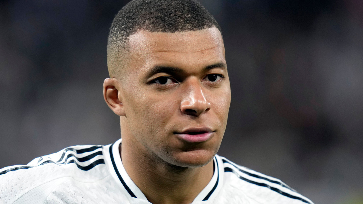 «Charmant», Mbappé fait craquer une journaliste ! - Le10sport.com