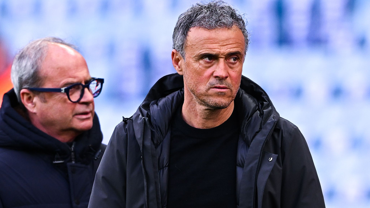 Le PSG reçoit une offre surprise sur le mercato ! - Le10sport.com