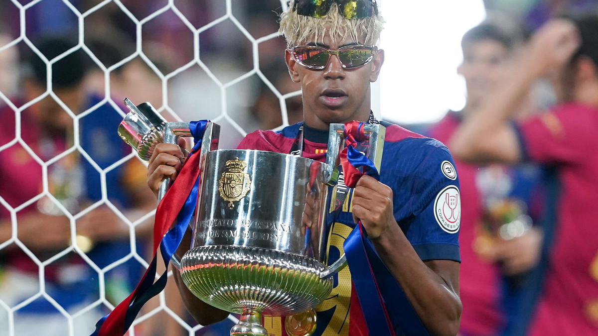 Le PSG tente Lamine Yamal : Sa signature est annoncée ! - Le10sport.com