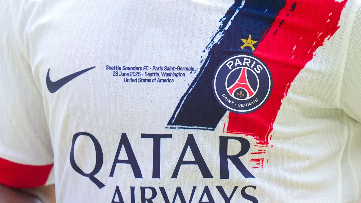 «Une erreur», Pierre Ménès balance sur une star du PSG ! - Le10sport.com