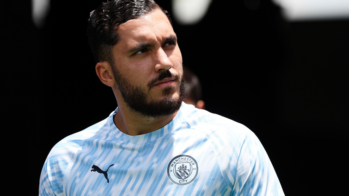 Rayan Cherki : Le PSG en colère ? - Le10sport.com