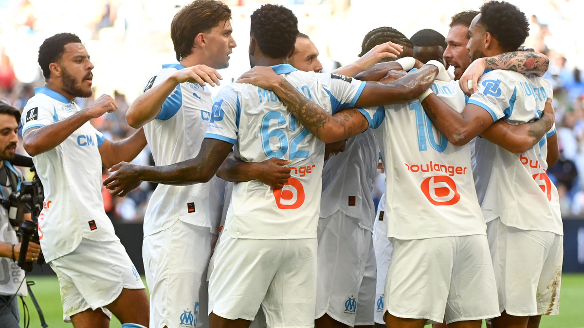 «Médiocre», Pierre Ménès fracasse un joueur de l’OM ! - Le10sport.com