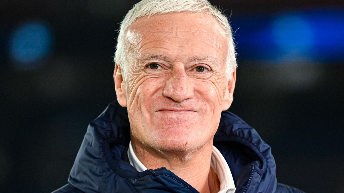 Deschamps : La signature à Paris à l'origine d'une surprise ...