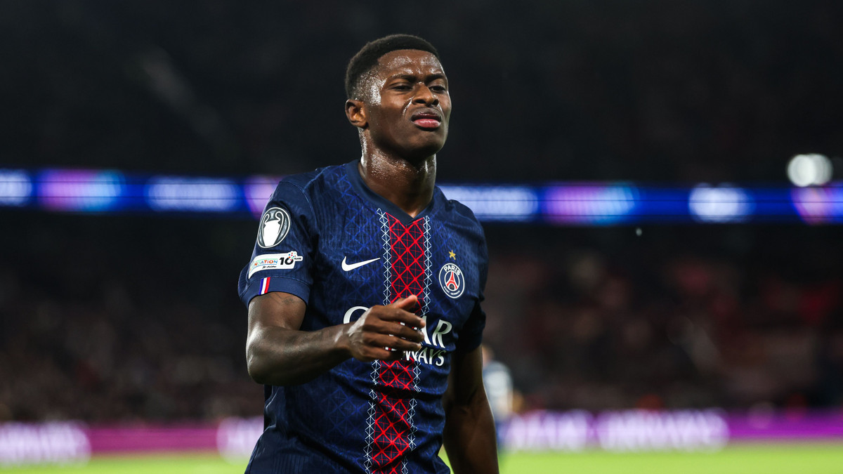 Transfert loin du PSG : L’annonce choc sur Nuno Mendes ! - Le10sport.com