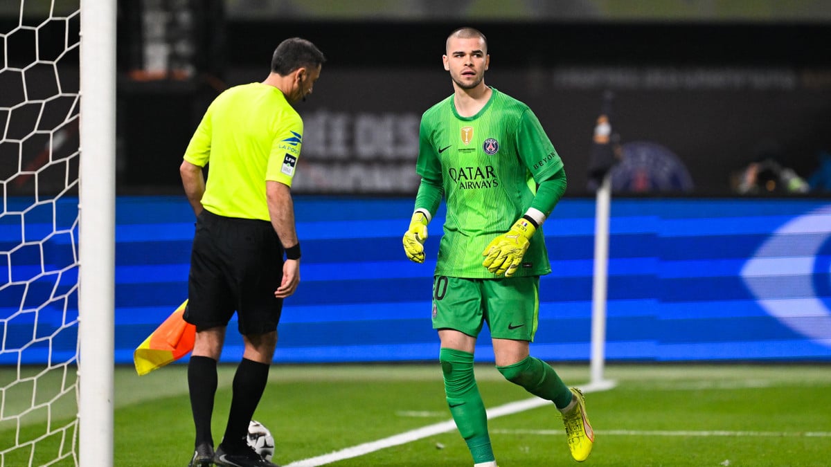 Lucas Chevalier : C'est déjà la fin au PSG ! - Le10sport.com