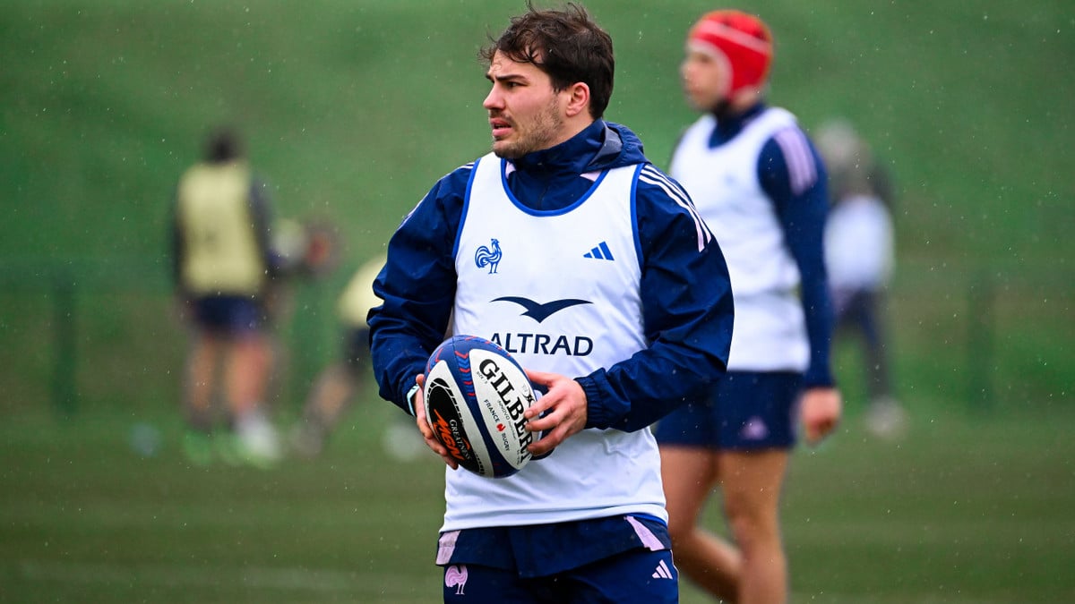 XV de France : Dans l'ombre d'Antoine Dupont, il va être récompensé par ...