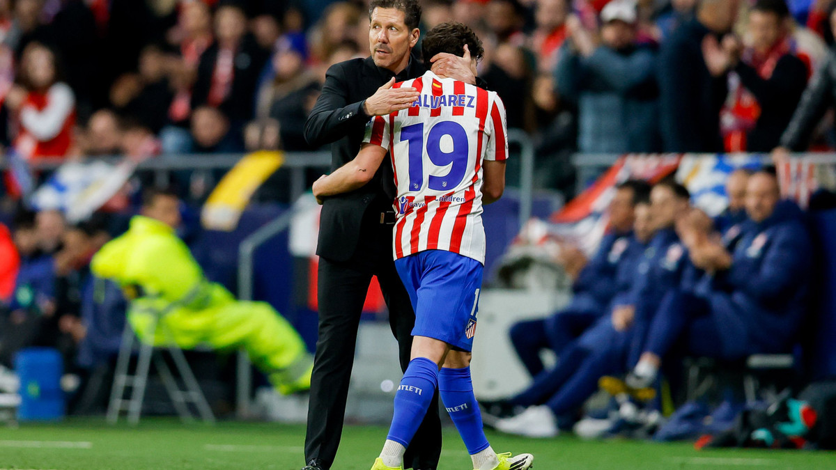 PSG - Transfert de Julian Alvarez : L’Atlético de Madrid vend la mèche ...