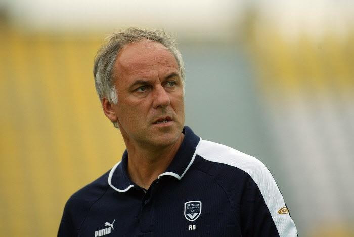 Battiston évite Schumacher - Le10sport.com