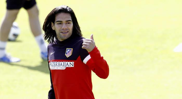Mercato - AS Monaco : Photo de la visite médicale de Falcao ... Mercato - AS Monaco : Photo de la visite médicale de Falcao ...
