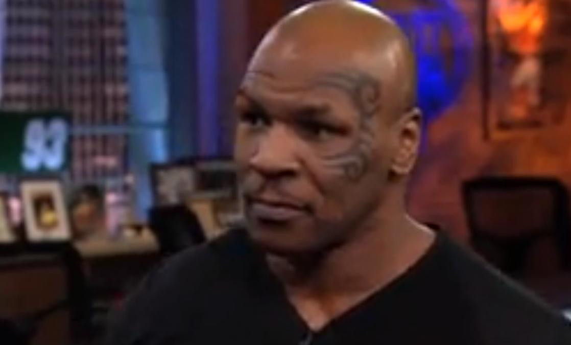 Boxe : Mike Tyson se met aux fléchettes (Vidéo) - Le10sport.com