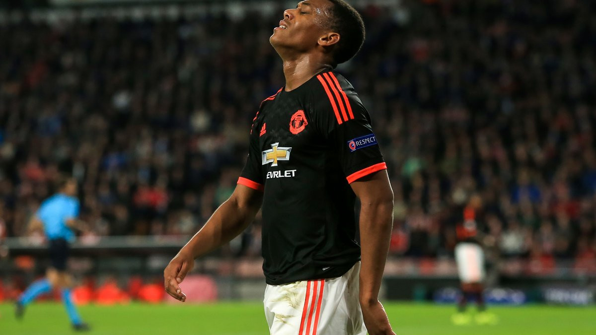 Mercato - Manchester United : Daniel Riolo égratigne Anthony Martial ...