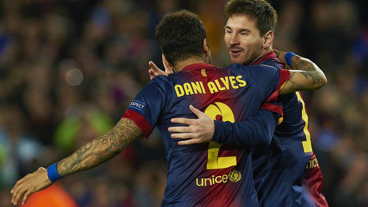 Barcelone : Danel Alves s'enflamme pour Lionel Messi ! - Le10sport.com