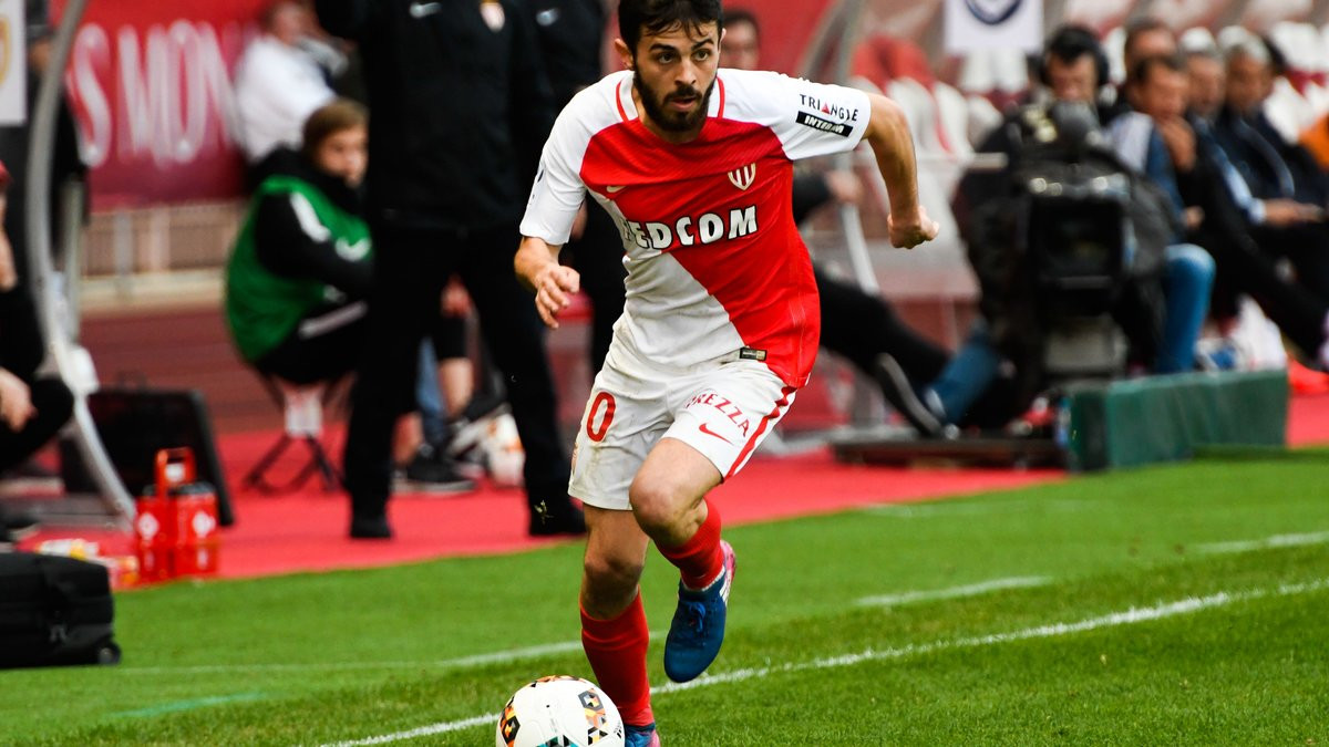 AS Monaco : Bernardo Silva craint toujours le PSG en Ligue 1 ...